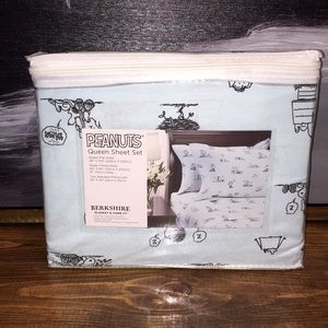 Peanuts | Bedding | Snoopy Peanuts Queen Sheet Set | Poshmark
